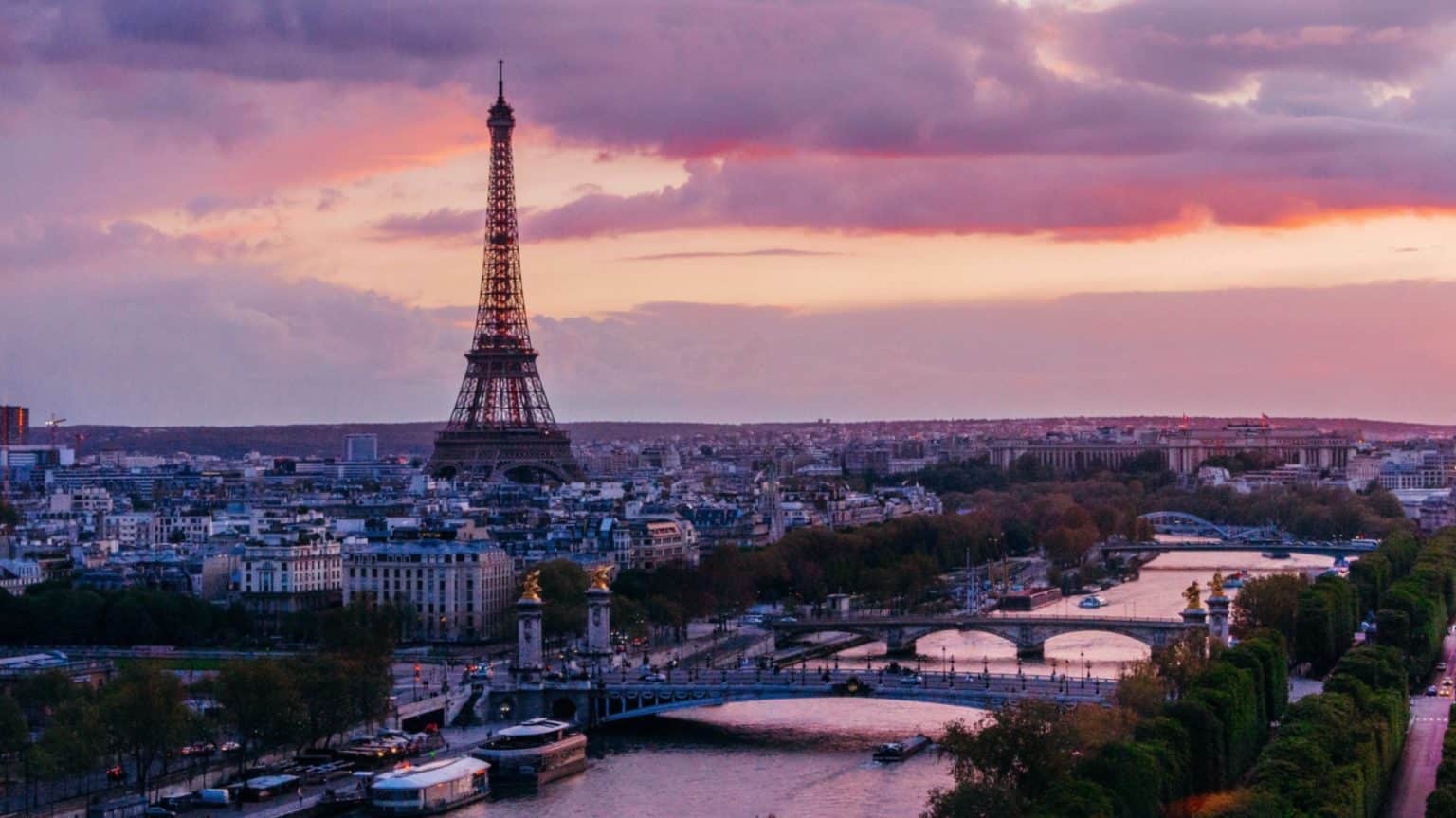 9 Tips for Finding Your Perfect Europe Guided Tour - Tour Scoop