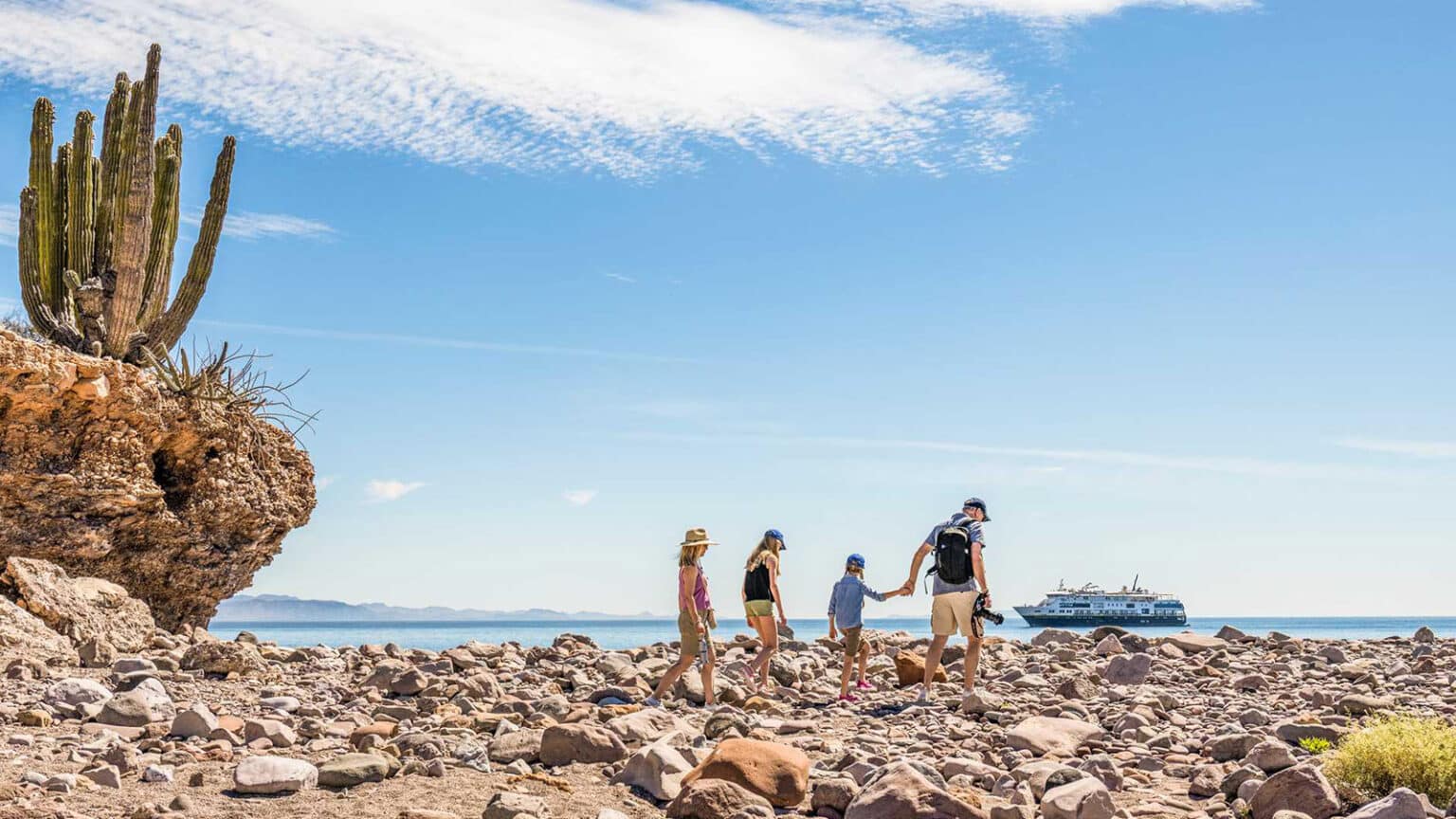10 tour companies that are family tour specialists (2026) - Tour Scoop